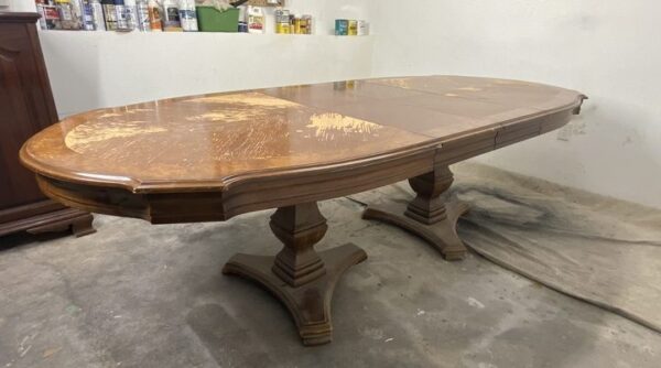 How To Whitewash A Dining Table (With 10 Steps) - Furniture Flippa